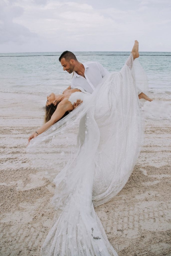 The 11 Must-Have Photos for Your Destination Wedding